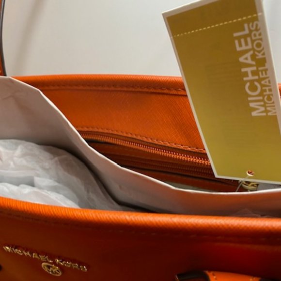 MICHAEL Michael Kors | Bags | Michael Michael Kors Eva Small Tote Deep ...